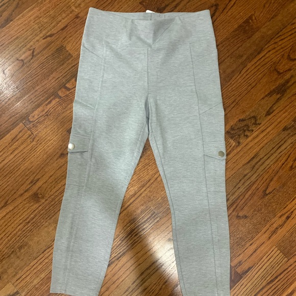 CAbi | Pants & Jumpsuits | Cabi Runaway Legging | Poshmark